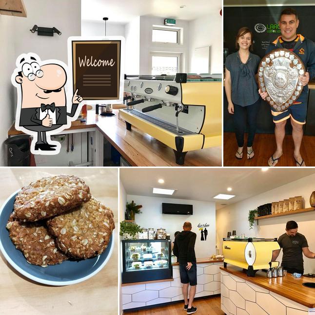 Laroma Espresso Bar in Hamilton - Restaurant menu and reviews
