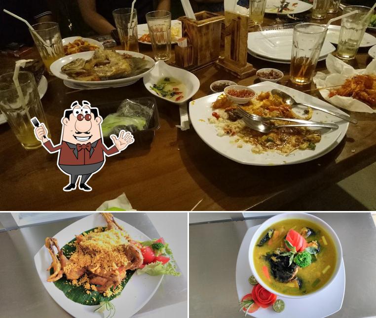 Gubug Makan Mang Engking restaurant, Sidoarjo, Jl. Raya Bandara Juanda ...