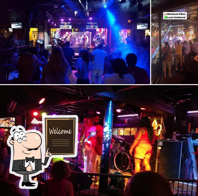 Razzoo Bar & Patio in New Orleans - Restaurant reviews