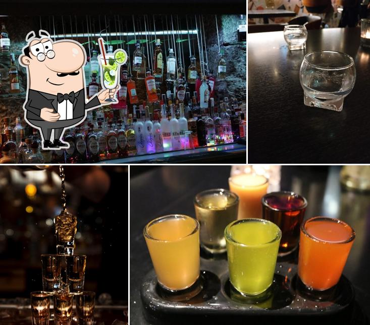 Secret Arcade Vodka Bar, 48 Cockburn St, Jackson's Cl in Edinburgh ...