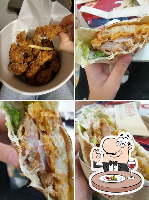 KFC Warszawa Galeria Młociny restaurant, Warsaw, ul, Zgrupowania AK ...