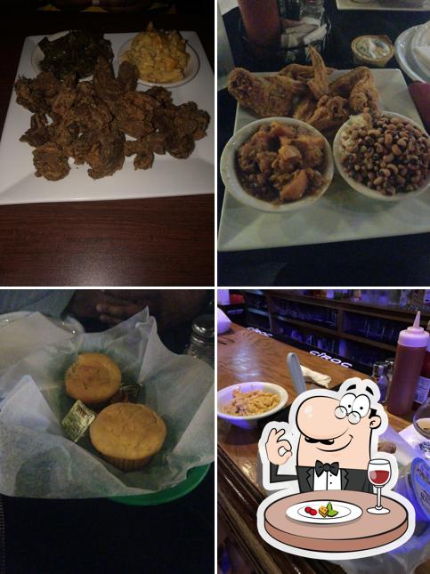 Slades Bar & Grill, Boston - Restaurant menu, prices and reviews