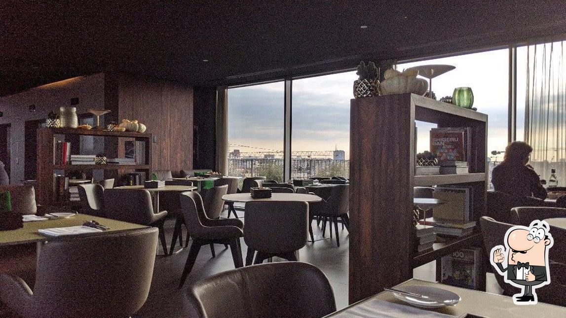 VIU Terrace pub & bar, Milan - Restaurant reviews