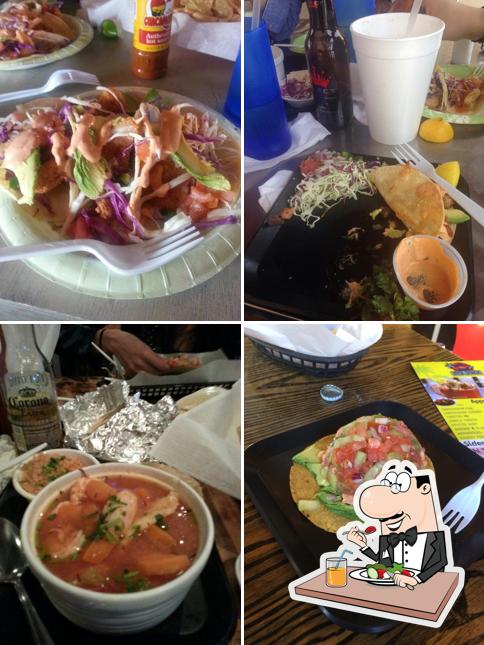 Little Shack, 5360 N Mesa St in El Paso - Restaurant menu and reviews