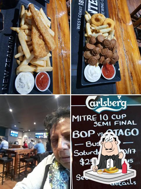 The Flying Mullet Sports Bar in Papamoa - Restaurant reviews
