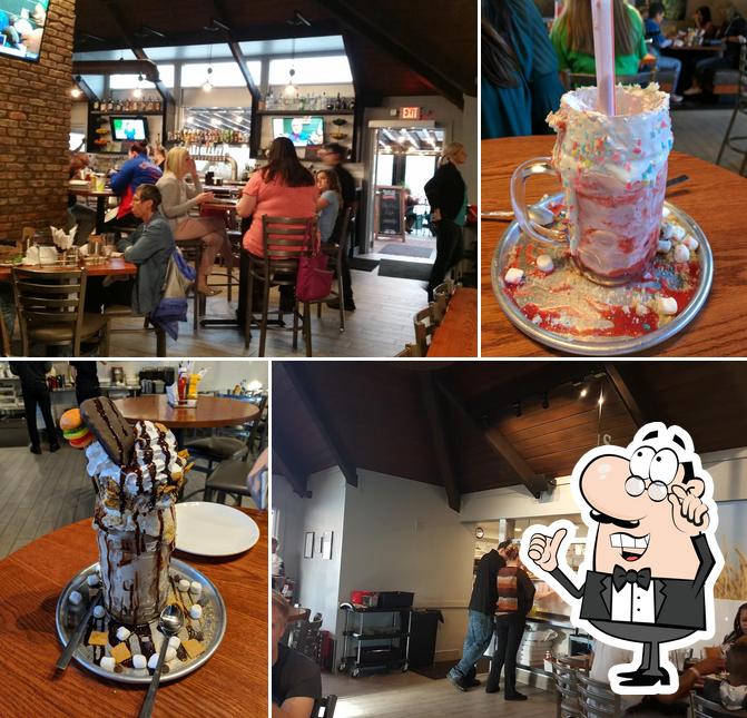 Steel Plow Burger Company in Moline - Restaurant menu and reviews