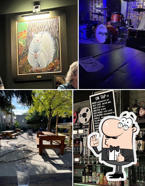 White Squirrel Bar, Saint Paul - Restaurant menu, prices and reviews
