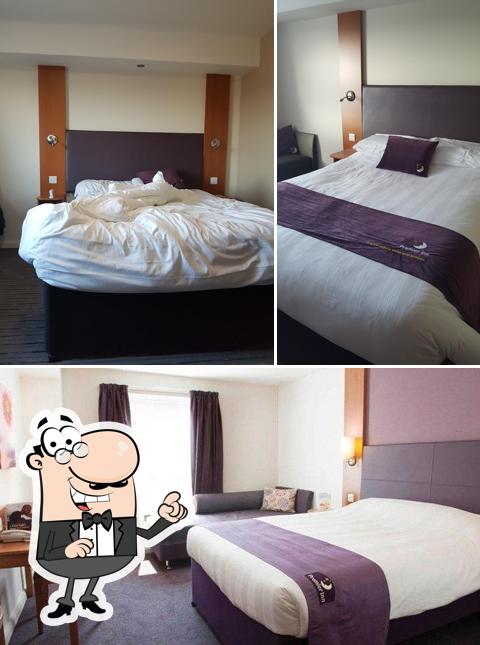 Premier Inn Hull City Centre hotel, Hull - Restaurant menu, prices and ...