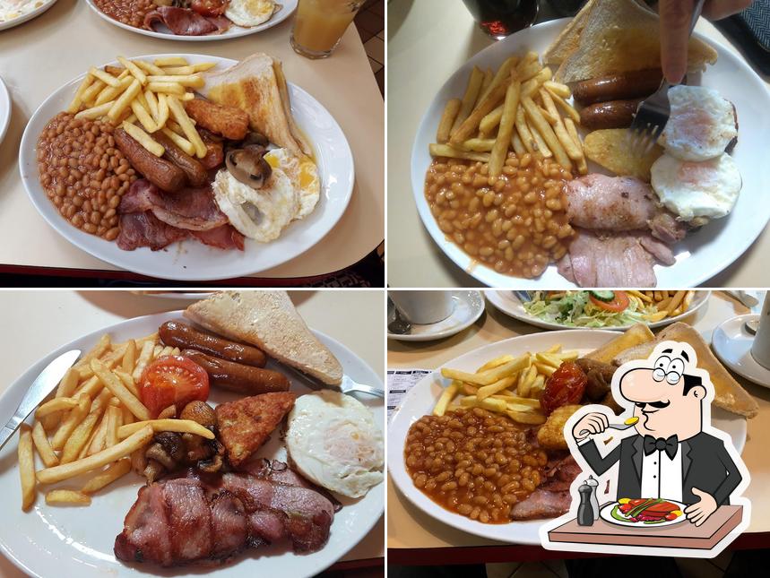 Munchees Cafe & Restaurant in Reading - Restaurant menu and reviews