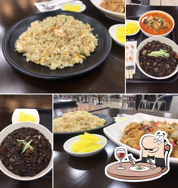 Delicious Chinese Restaraunt H-Mart Food Court, Frederick - Restaurant ...