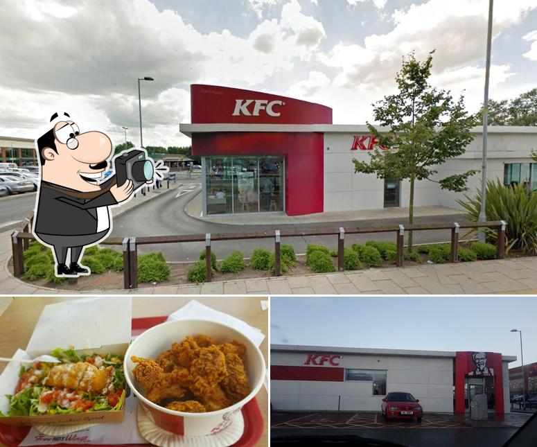 KFC Walkden - Ellesmere Centre, Ellesmere Shopping centre, Ashton Field ...