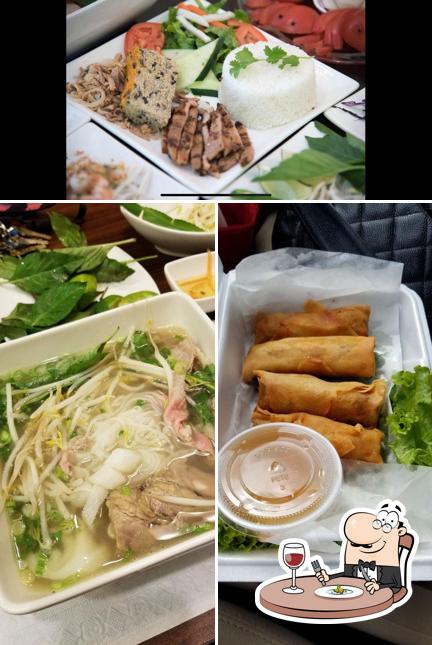 Pho Life, Hamilton Township - Restaurant menu, prices and reviews