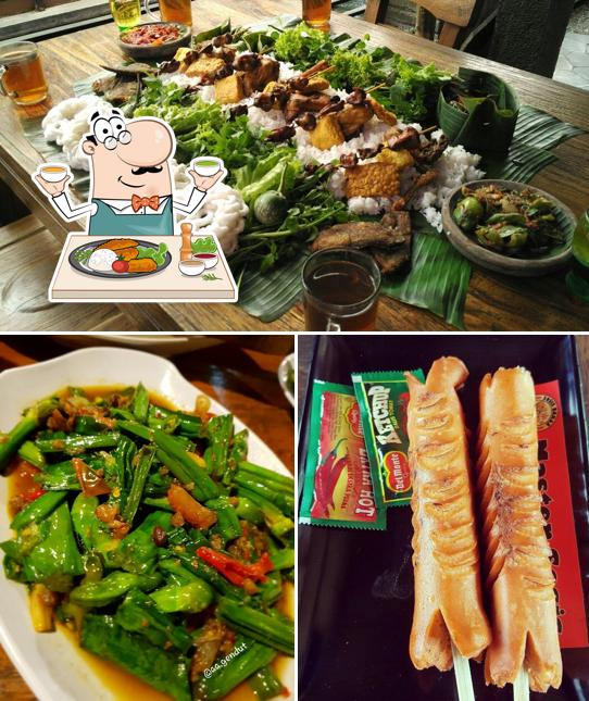 Rumah Makan Khas Sunda Cibiuk, Tarogong Kaler - Restaurant menu, prices ...