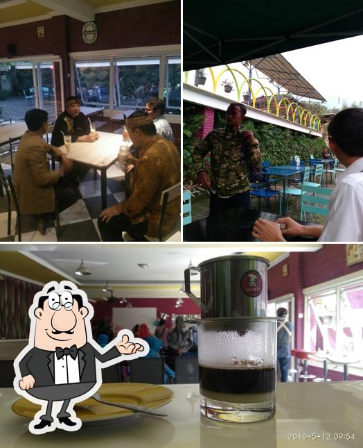 Rumah Oma Opa cafe, Bandung - Restaurant reviews