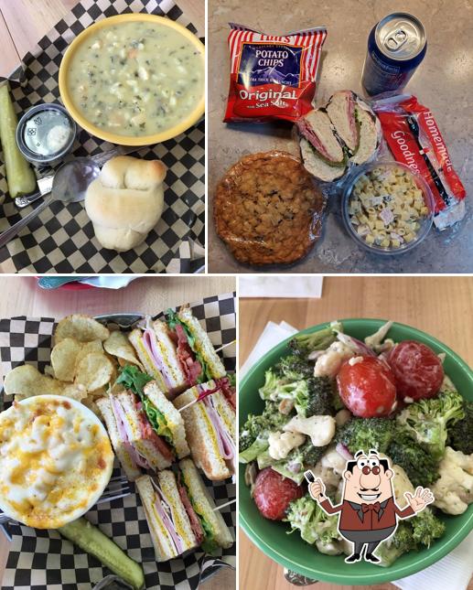 Little Lois Cafe, Salem - Restaurant menu, prices and reviews