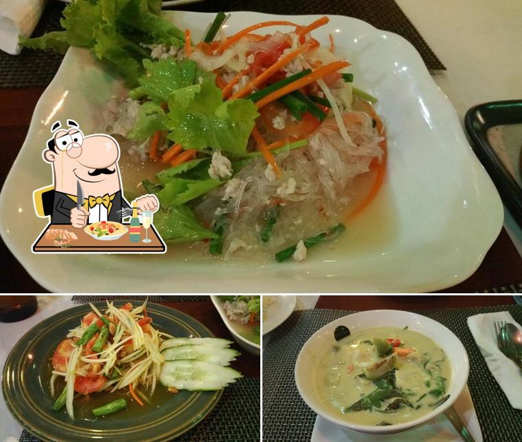 Sun Star Siam Restaurant, Khuekkhak - Restaurant menu, prices and reviews