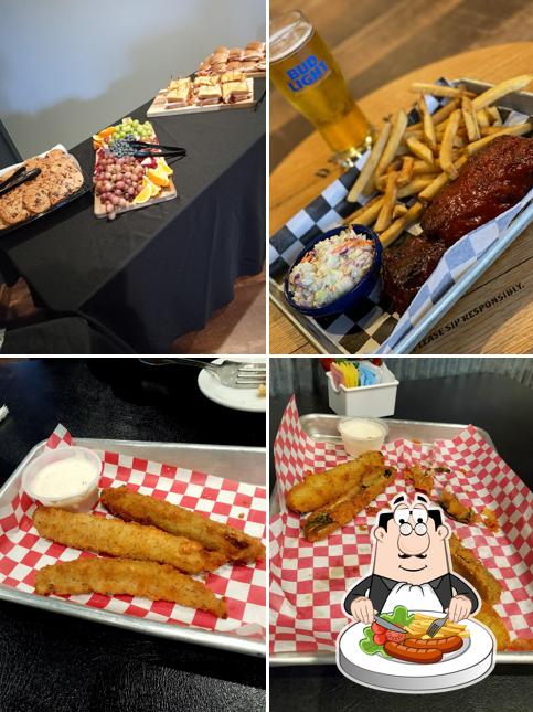Tucker's American Favorites in New Albany - Restaurant menu and reviews