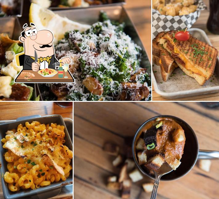 Top 2 restaurants with tater tots in Mont-Tremblant, october 2024 ...