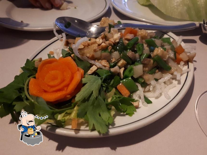 Top 5 restaurants with general tao chicken in London, november 2024 ...