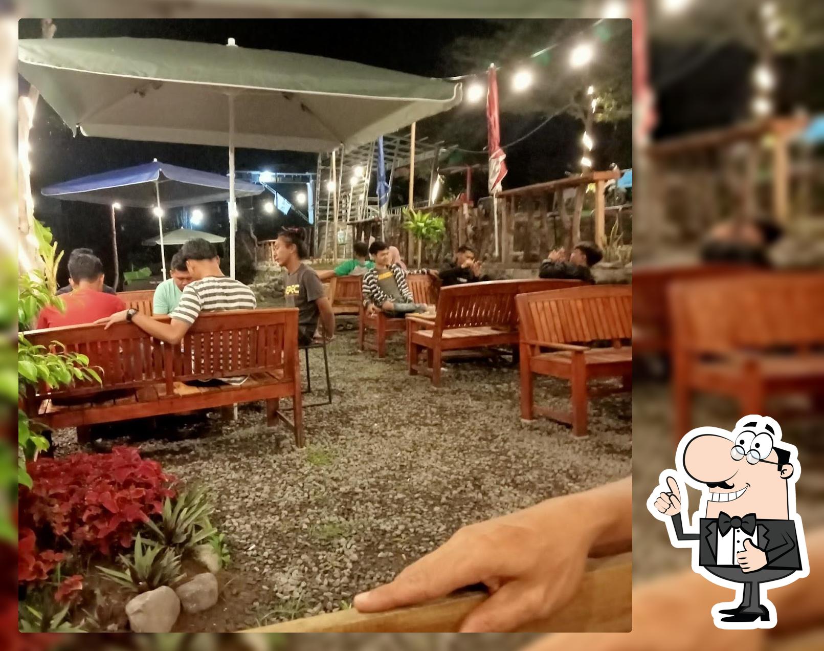 Jendela coffee, Sikasur - Restaurant reviews