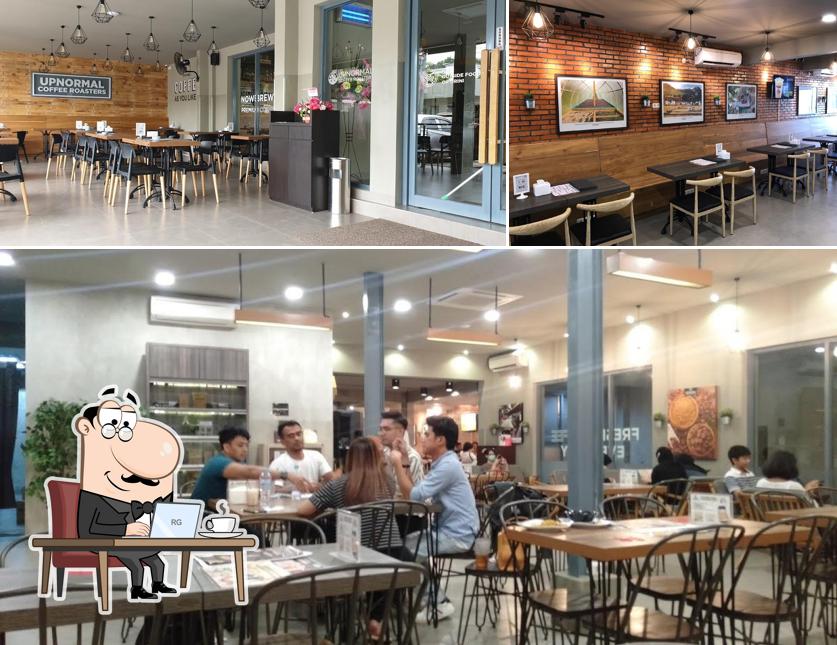 Upnormal Coffee Roasters Botolempangan cafe, Makassar - Restaurant reviews
