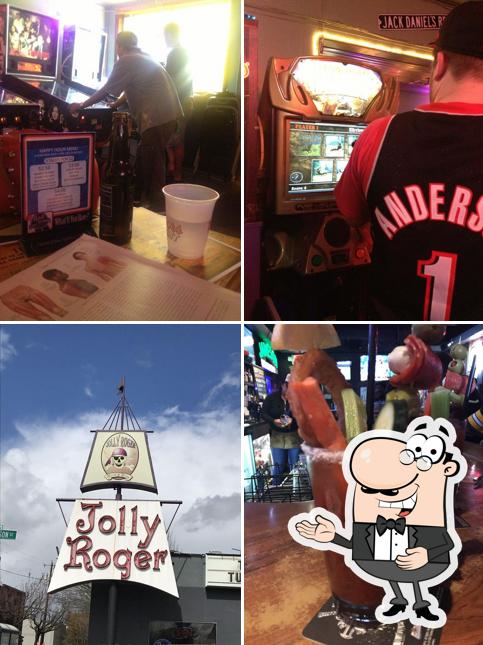 Jolly Roger, 1340 SE 12th Ave in Portland - Restaurant menu and reviews
