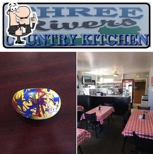 Three Rivers Country Kitchen in Badger - Restaurant reviews