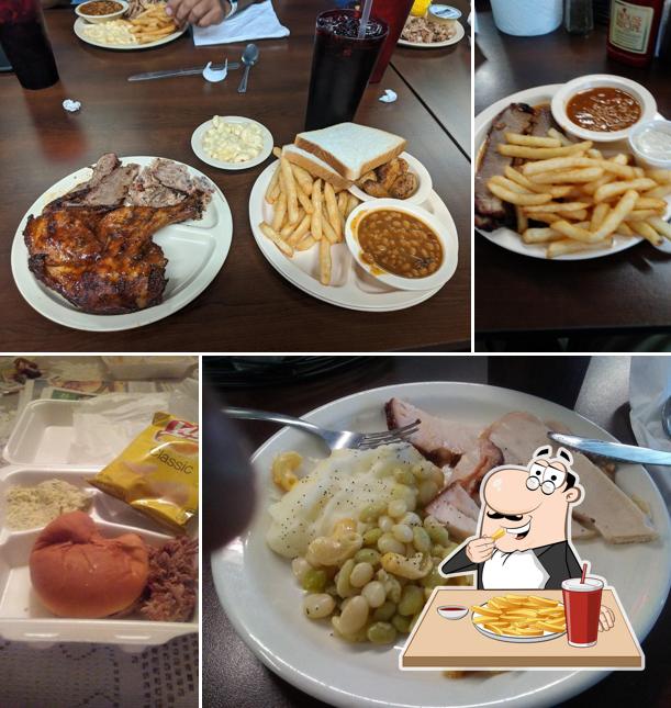 Top 5 restaurants with beef brisket in Athens, Georgia, december 2024 ...