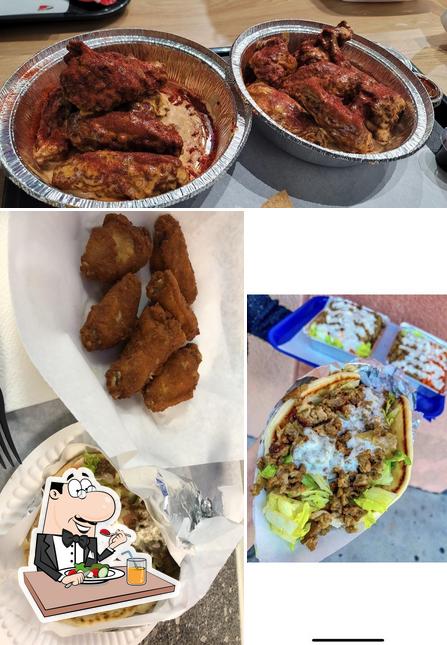New York Chicken & Gyro, 7553 Topanga Canyon Blvd in Los Angeles ...