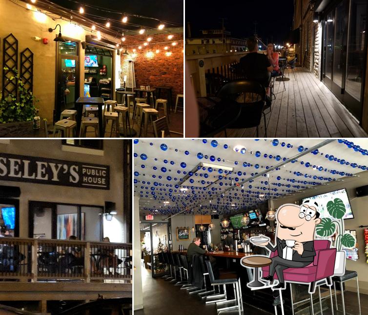 Moseley's Rooftop Bar, Sandusky - Restaurant menu, prices and reviews