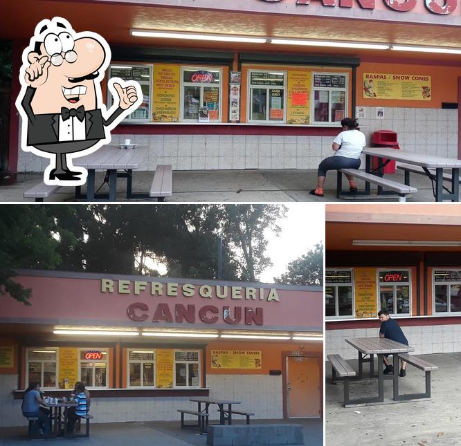 Refresqueria Cancun, Houston - Restaurant menu, prices and reviews