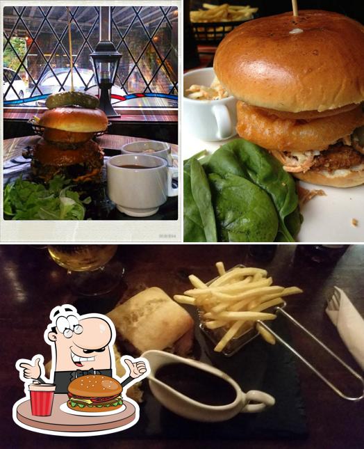 The Q Inn, Stalybridge - Restaurant menu, prices and reviews