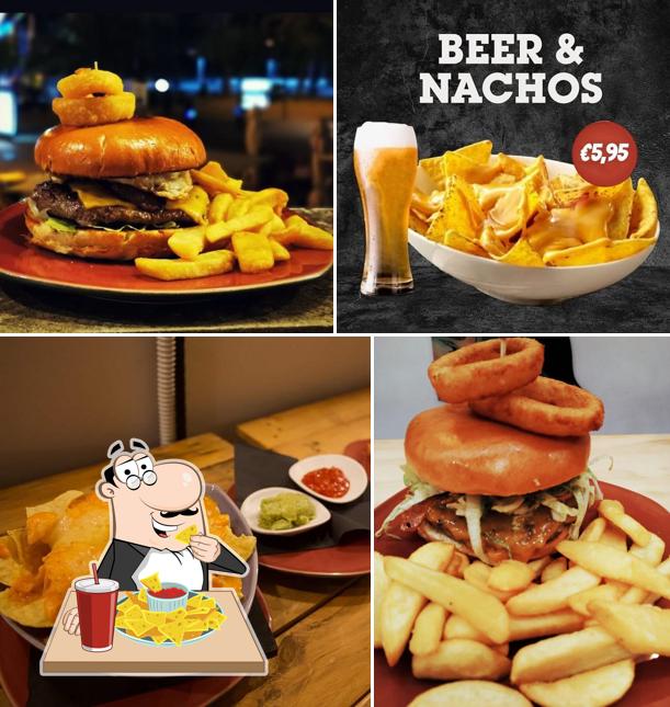 Comics bar, Port d'Alcúdia - Restaurant menu, prices and reviews