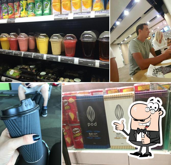 Urban Food Market cafe, Denpasar, Domestic Terminal - Restaurant reviews