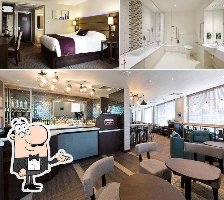 Premier Inn Epsom Town Centre hotel in Epsom - Restaurant reviews