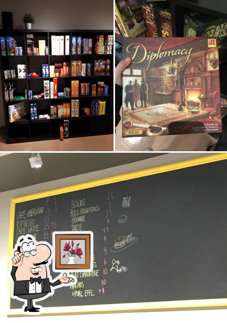 Point de Victoire / Victory Point board Game Café in Montréal ...