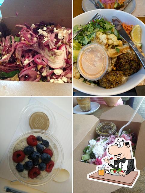 iQ Food Co., Toronto, Union - Restaurant menu, prices and reviews