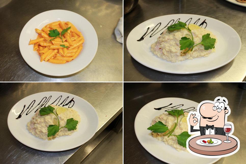 Gianninos in Broxburn - Italian restaurant menu and reviews