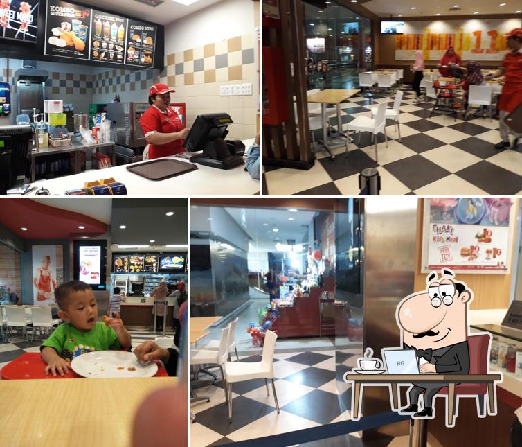 KFC Mall Tatura, Palu - Menú del restaurante, precios y reseñas
