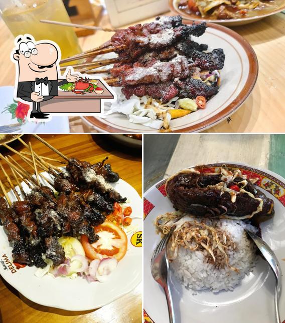 Sate Kambing & Thengkleng Rica-rica Pak Manto, Surabaya - Restaurant ...