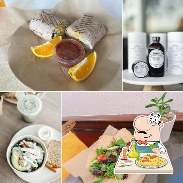 Eat Real Café, Santa Clarita - Restaurant menu, prices and reviews