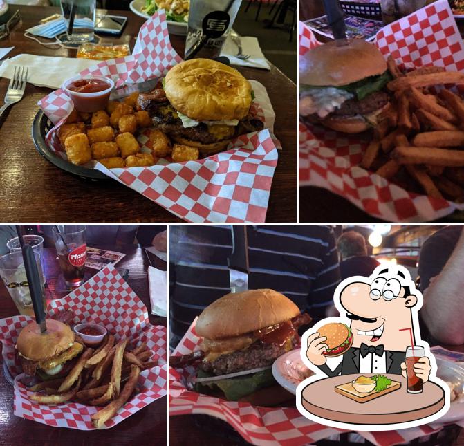 Savage Moose Sports Pub, Kenmore - Restaurant menu, prices and reviews