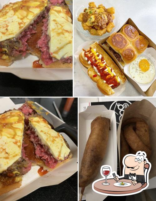 Dog Haus, 615 N Western Ave in Los Angeles - Restaurant menu and reviews
