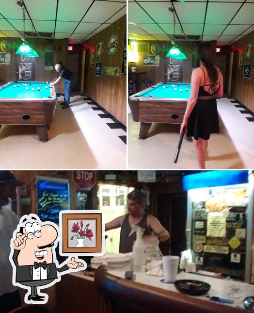 Avenue Tavern in Logansport - Restaurant reviews