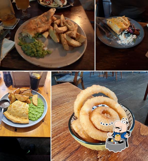 Black Bull Inn, 167-169 Bolton Rd in Bolton - Restaurant menu and reviews