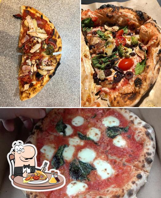 Pi Co. Pizza Bar, 102 Danforth Ave in Toronto - Restaurant menu and reviews