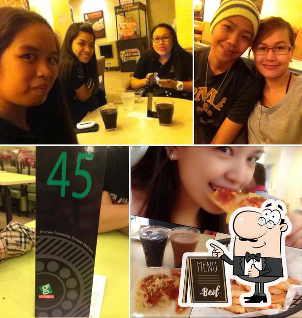 Greenwich fast food, Manila, Pedro Gil St - Restaurant reviews