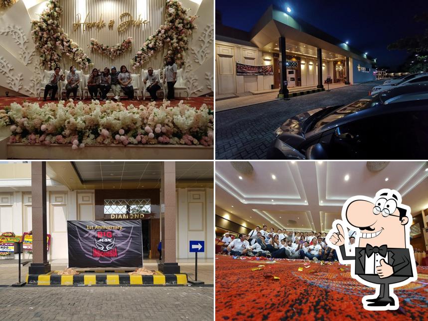 Fortune Star Function Hall, West Jakarta - Restaurant menu, prices and ...
