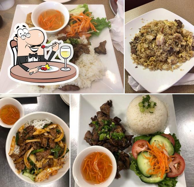 Pho Win, 12830 Silicon Dr #102 in San Antonio - Restaurant menu and reviews