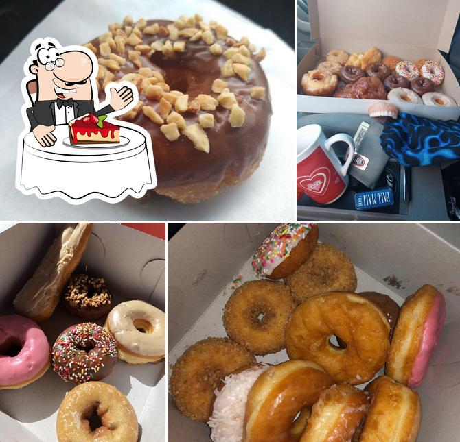 Donut Wheel, 2630 S Kolb Rd in Tucson - Restaurant menu and reviews